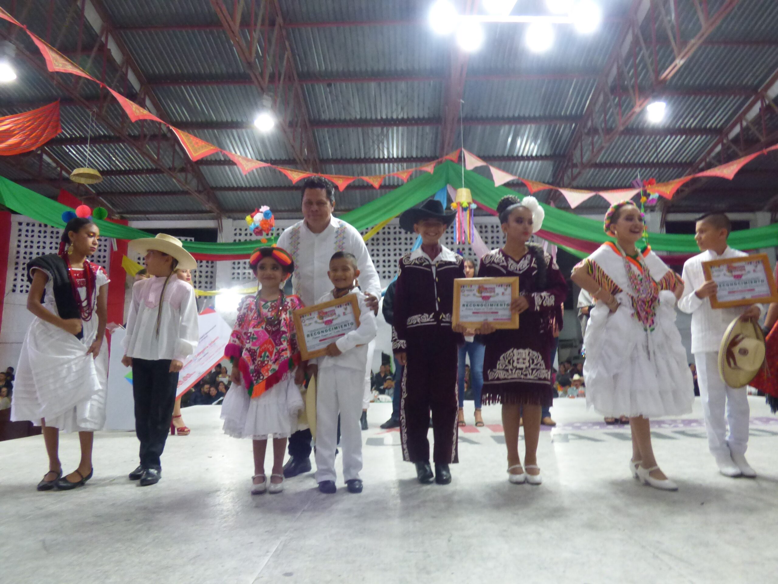 Jacala de Ledezma, Hidalgo, paraíso del Huapango, un pueblo con ...