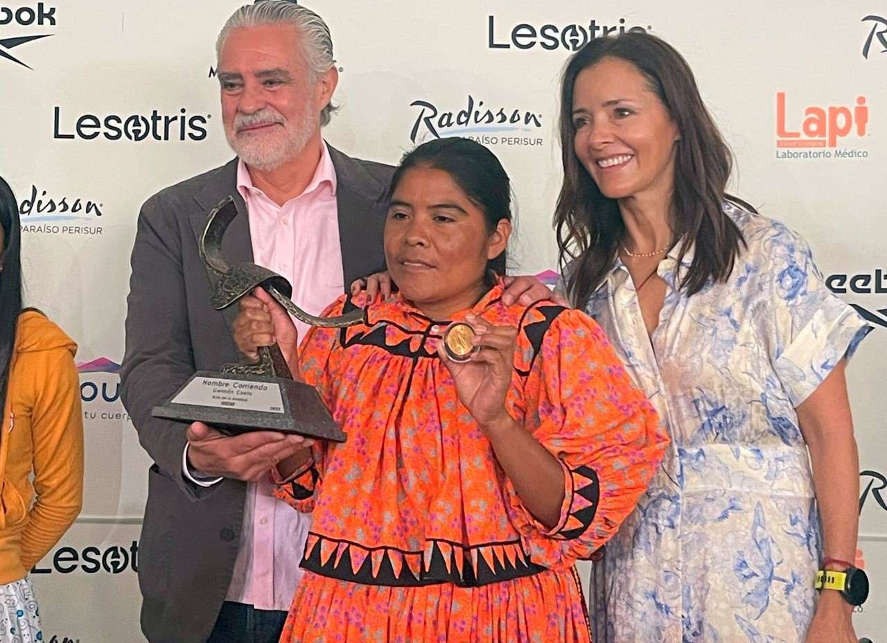 Lorena Ramírez, campeona rarámuri, disputará la Carrera del Día del Padre este domingo 15 ...